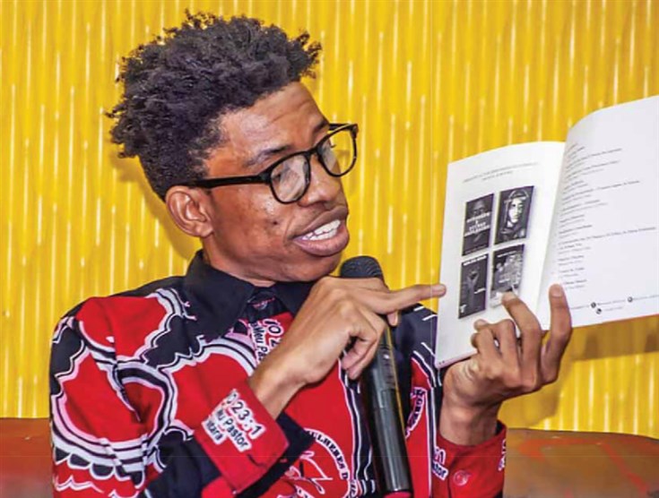 Escritor angolano de 24 anos destaca-se no Prémio Anual de Autores ...