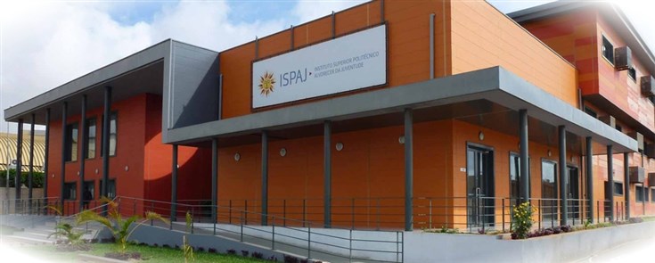 Ensino: ISPAJ acusado de «engonhar» licenciatura de 200 finalistas