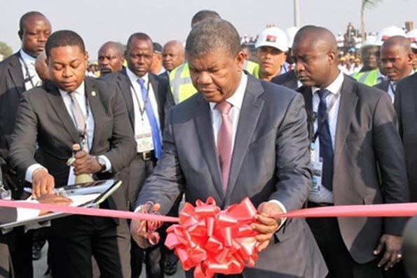 Huambo contemplado com centro de formação de alta tecnologia